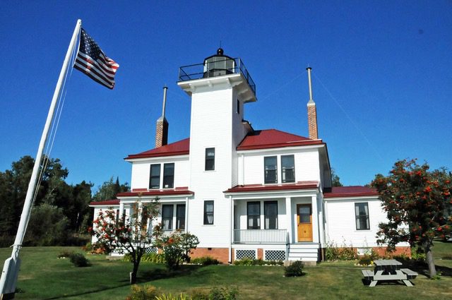 Lighthouses Archives - Wisconsin Marine Historical Society